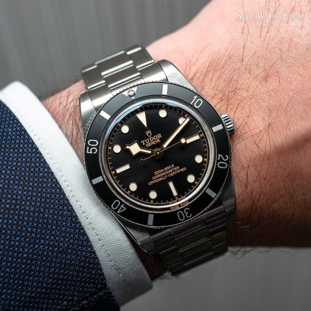 แนะนำอีกพยัคฆ์ร้ายแห่งวงการนาฬิกา Tudor Black Bay 54 37 มม. | Siam ...