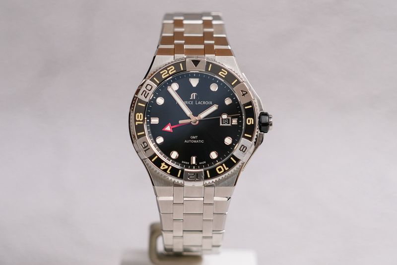 Maurice Lacroix Aikon GMT | Siam Watch Club