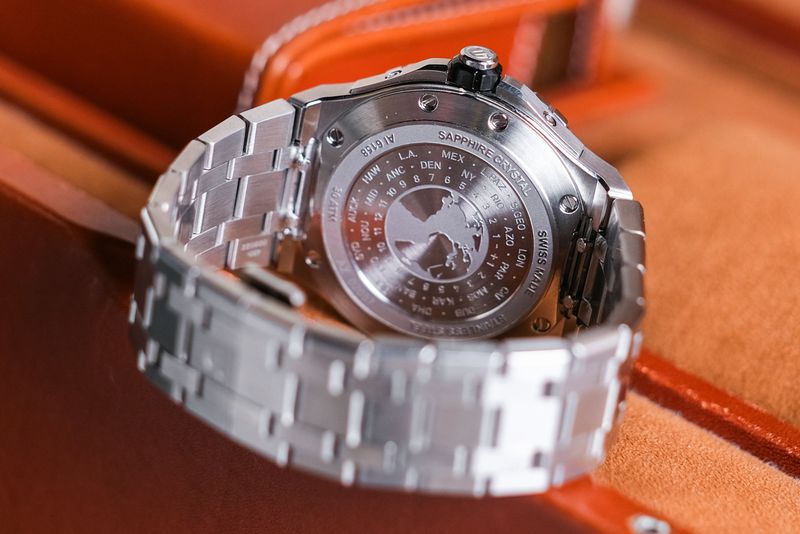 Maurice Lacroix Aikon GMT | Siam Watch Club