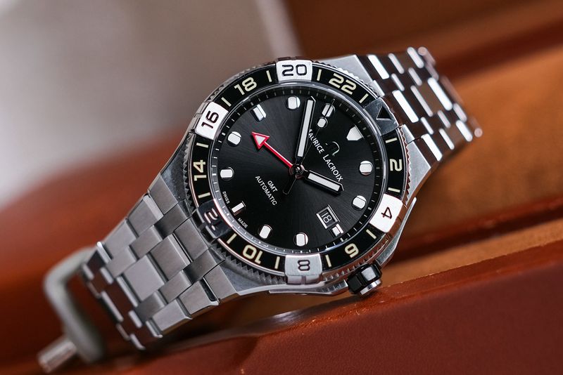 Maurice Lacroix Aikon GMT | Siam Watch Club